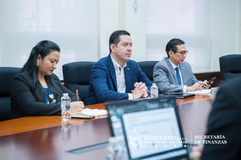 Rector de la UNAH se declara aliado de la Secretaría de Finanzas y del ...